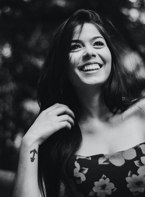 Understanding Monochromatic colors in photography